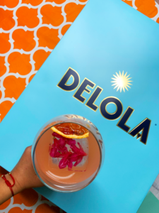 Jennifer Lopez launches Delola Spritz - Latinas Wine Club Inc.